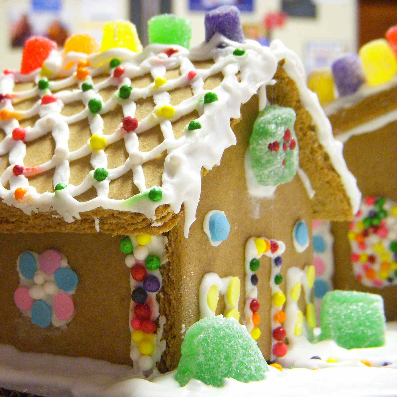7 Irresistible DIY Gingerbread House Recipes That Will Make Your ...